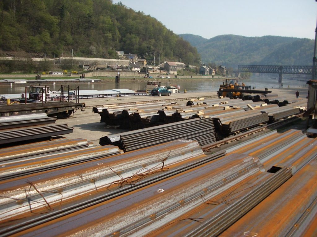 Steel Sheet Piling Corrosion and Protection - Pile Buck Magazine