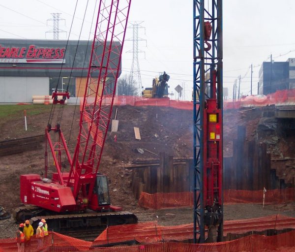 2024 Buyer's Guide: Impact Hammers and Vibratory Drivers - Pile Buck ...