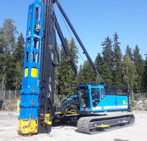 INTERVIEW: Junttan - Pile Buck Magazine