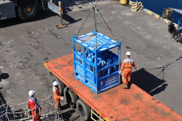 Cutting, Welding, and Cylinder Storage - Pile Buck Magazine