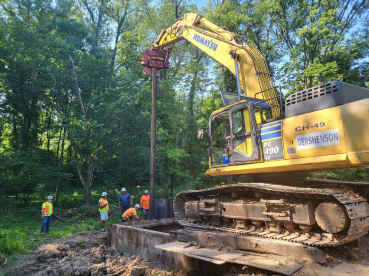 MKT’s Dual Approach: Revolutionizing Pile Driving with Crane-Hung ...