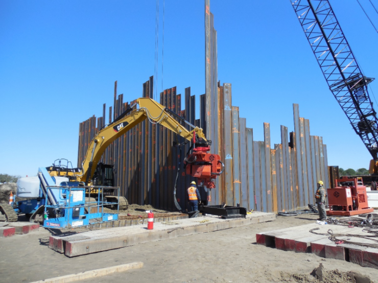 MKT’s Dual Approach: Revolutionizing Pile Driving with Crane-Hung ...