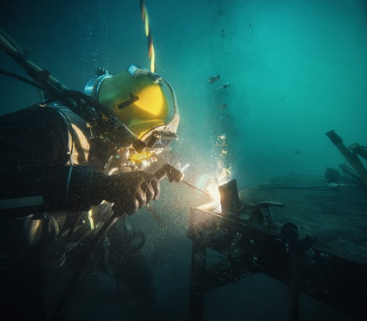 2026 Services Guide: Underwater & Diving Services - Pile Buck Magazine